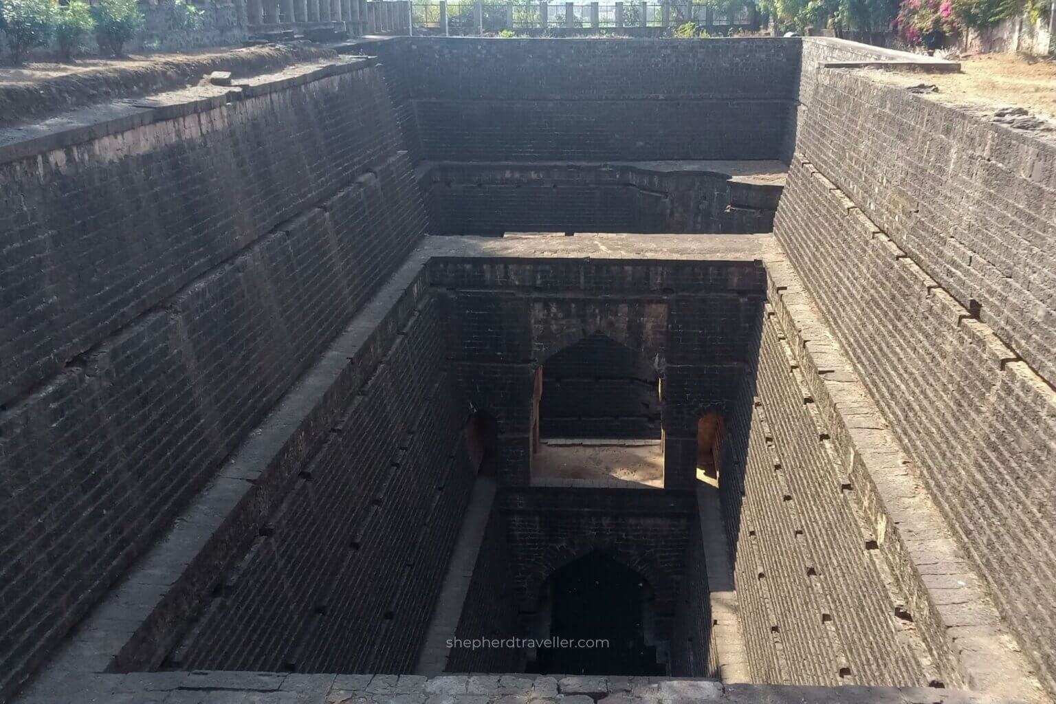 Naktya Ravlyachi Vihir (Well) and Pritisangam in Karad